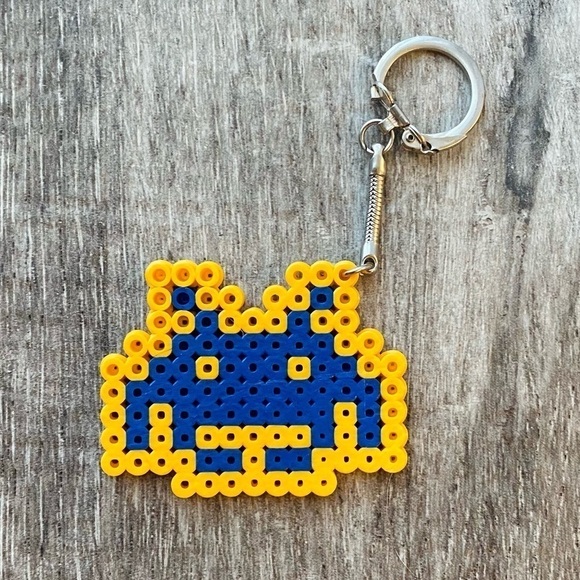 Handmade | Other | Space Invaders Yellow Blue Keychain Nintendo Retro ...